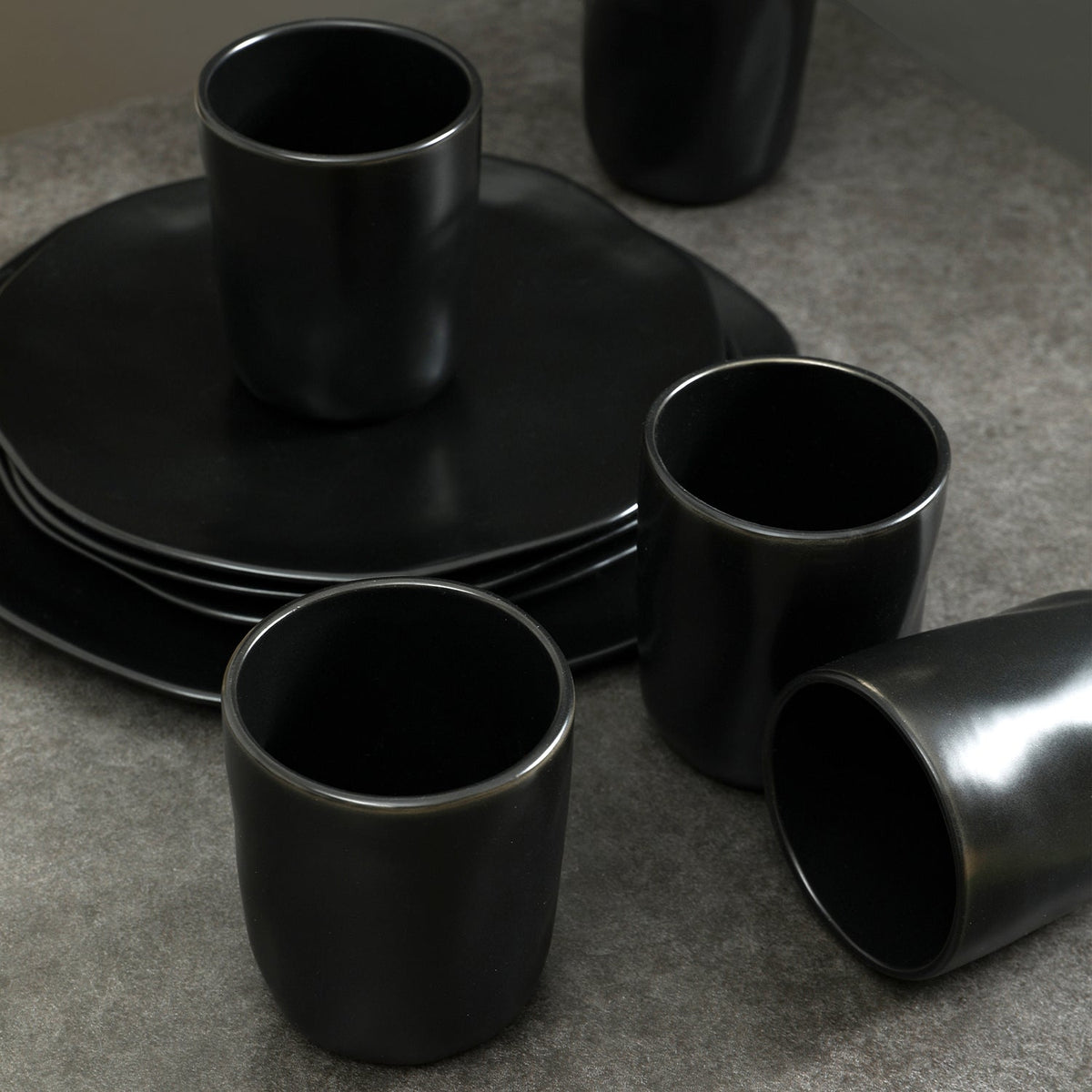 Hekonda Stoneware Dinnerware Set - Black – Lord & Taylor