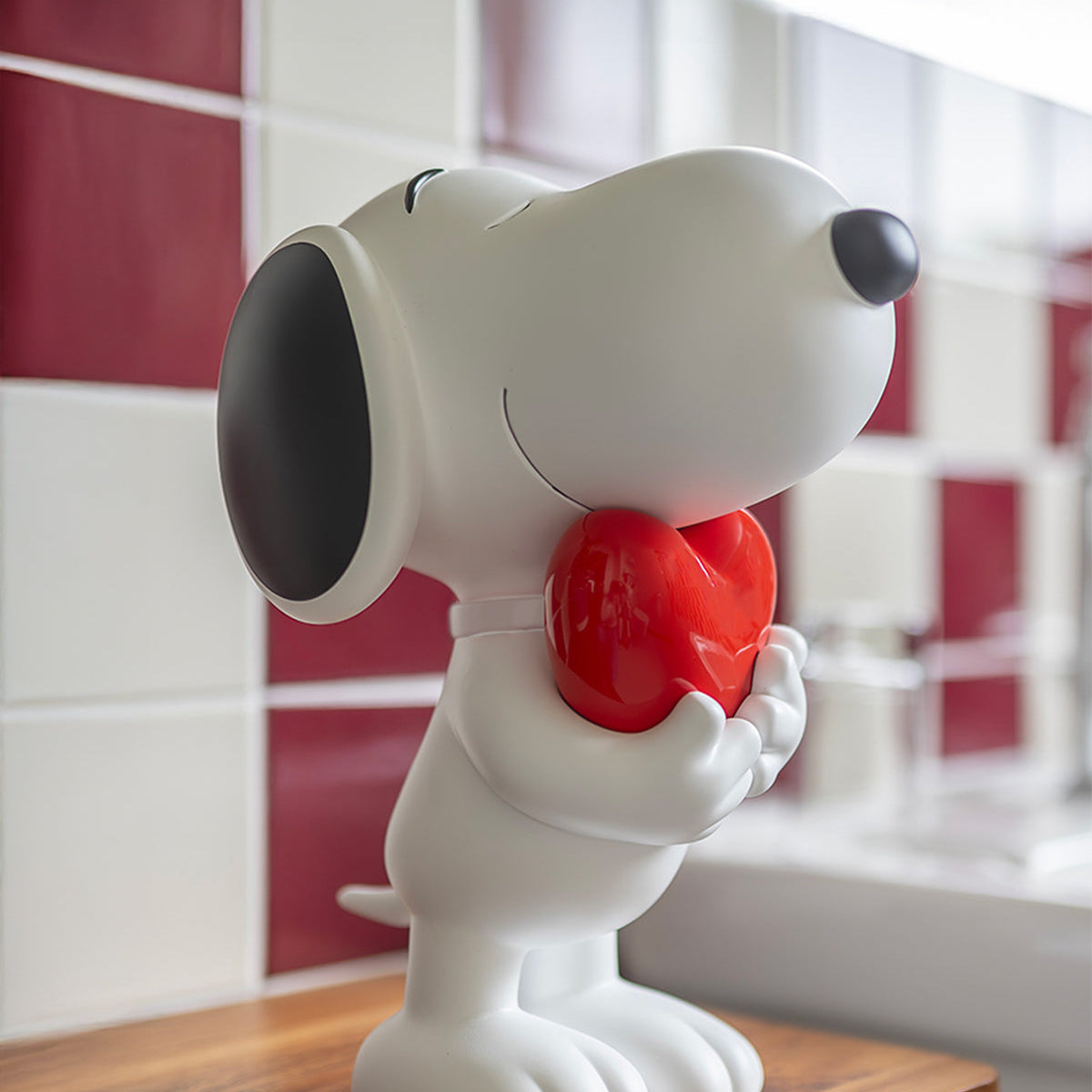 Snoopy HEART White with Red Heart Original 11" – Lord & Taylor